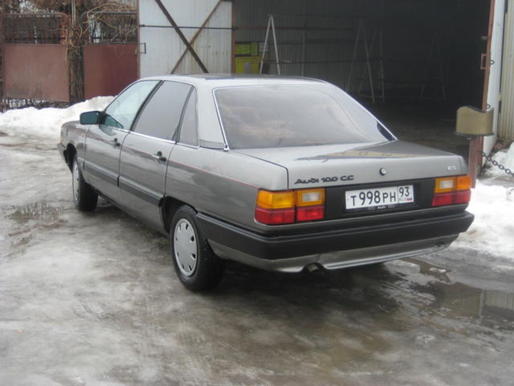 1985 AUDI 100 Specs