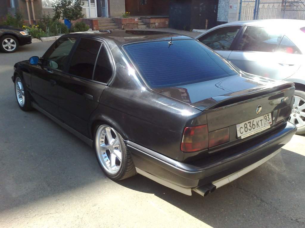 1995 BMW M5 Specs Engine Size 3 8l Fuel Type Gasoline Drive Wheels