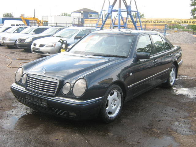 1995 Mercedes-Benz E-Class specs, Engine size 2.1l., Fuel type Gasoline ...