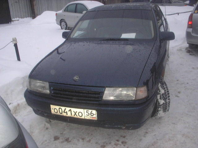 1990 Opel Vectra specs, Engine size 1600cm3, Fuel type Gasoline, Drive ...
