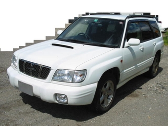 2000 Subaru Forester specs