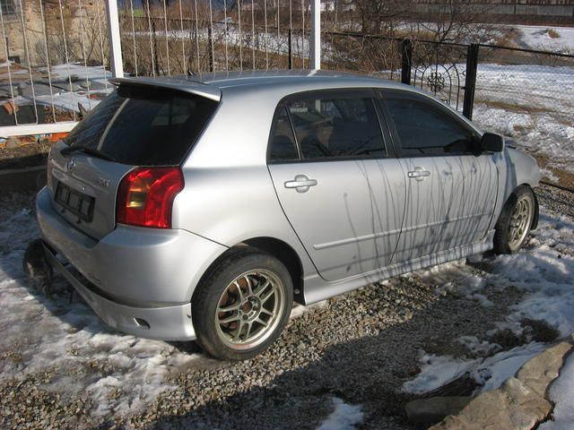 2001 Toyota Corolla Runx specs