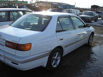 2000 Toyota Corona Premio specs