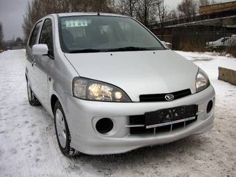 2002 Toyota Yaris specs
