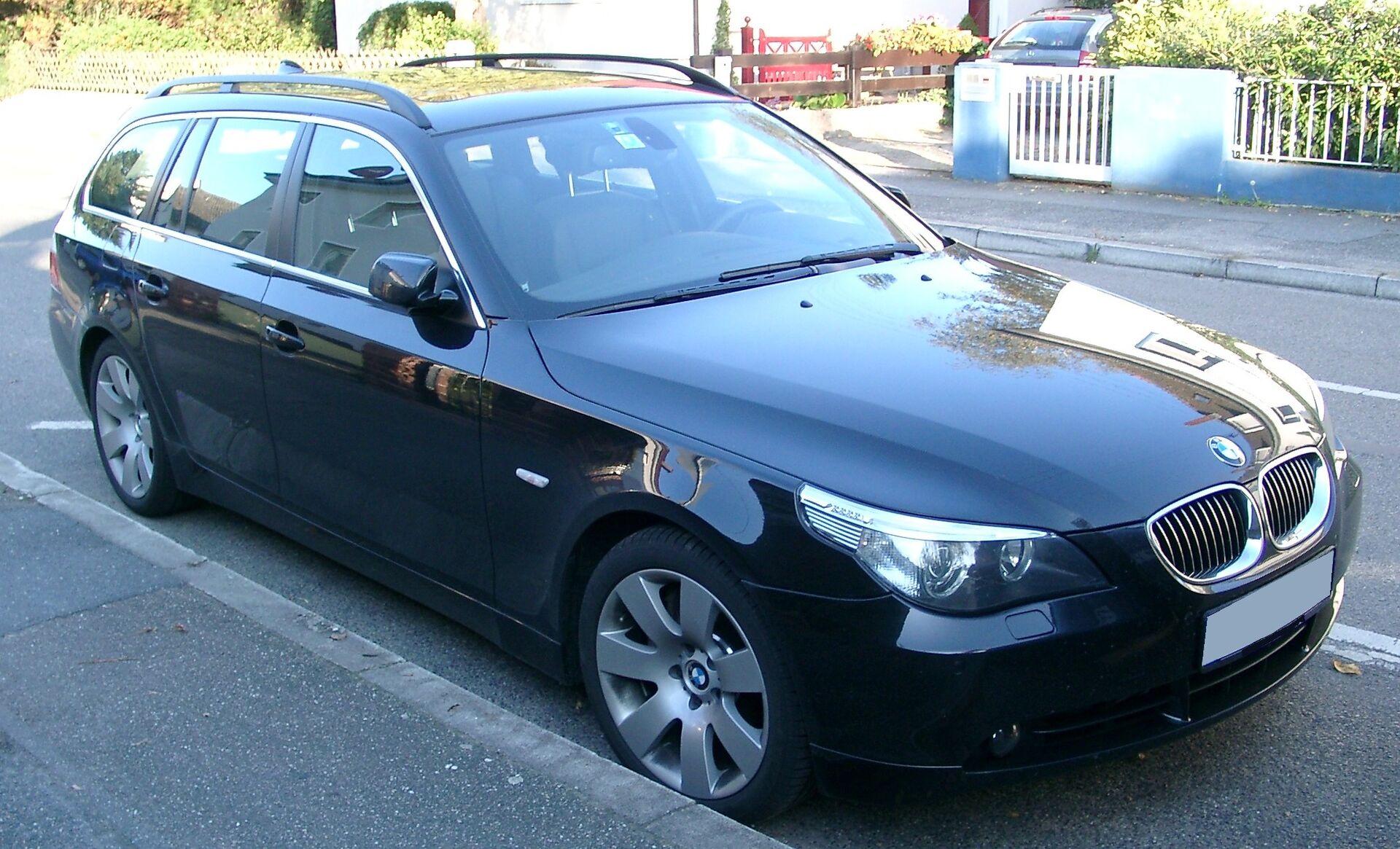 BMW 5 Series Touring E61 525d 177 Hp 2004 2007 Specs And