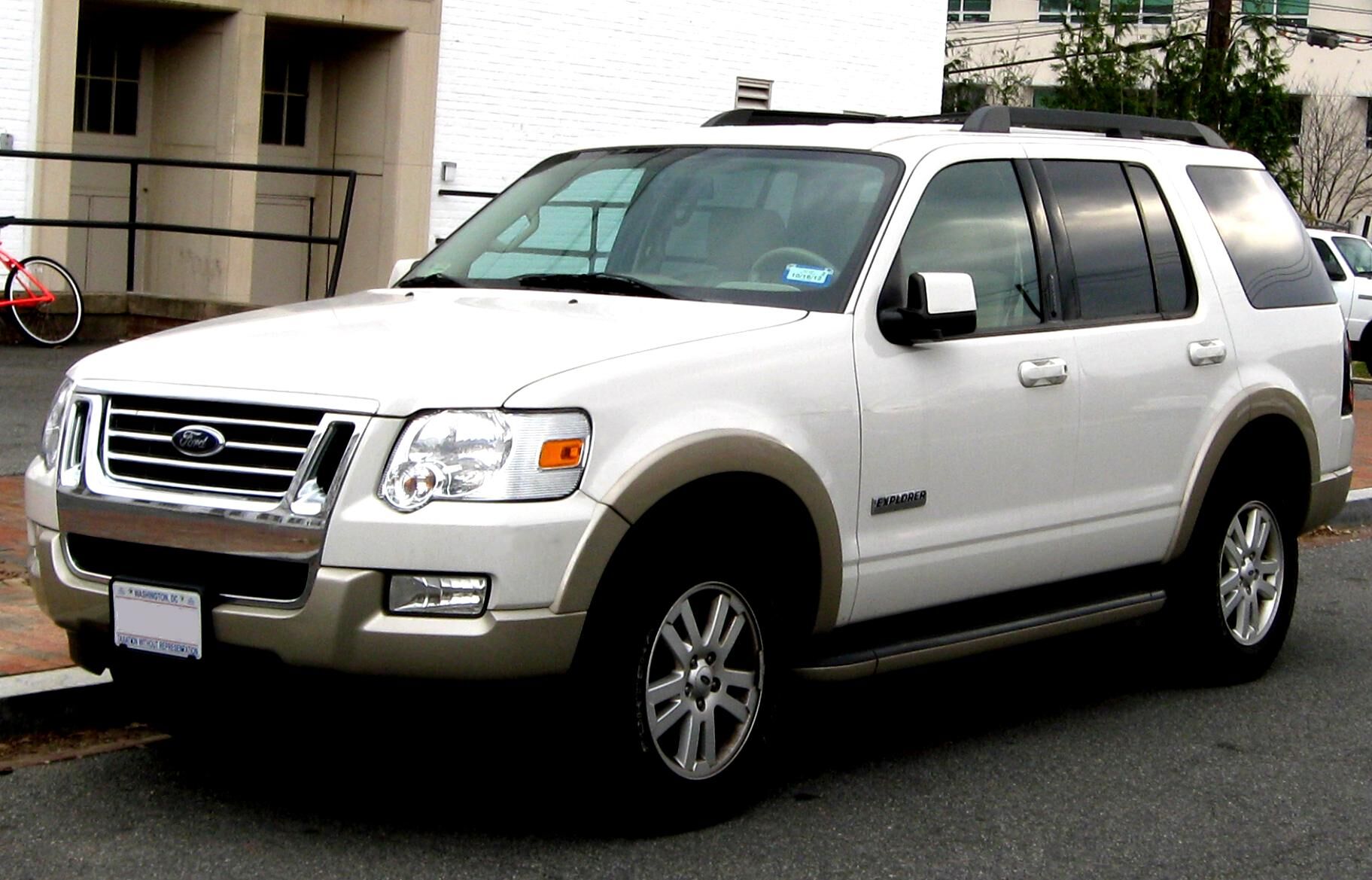 Ford Explorer IV 2006 - 2010 Specs and Technical Data, Fuel Consumption ...