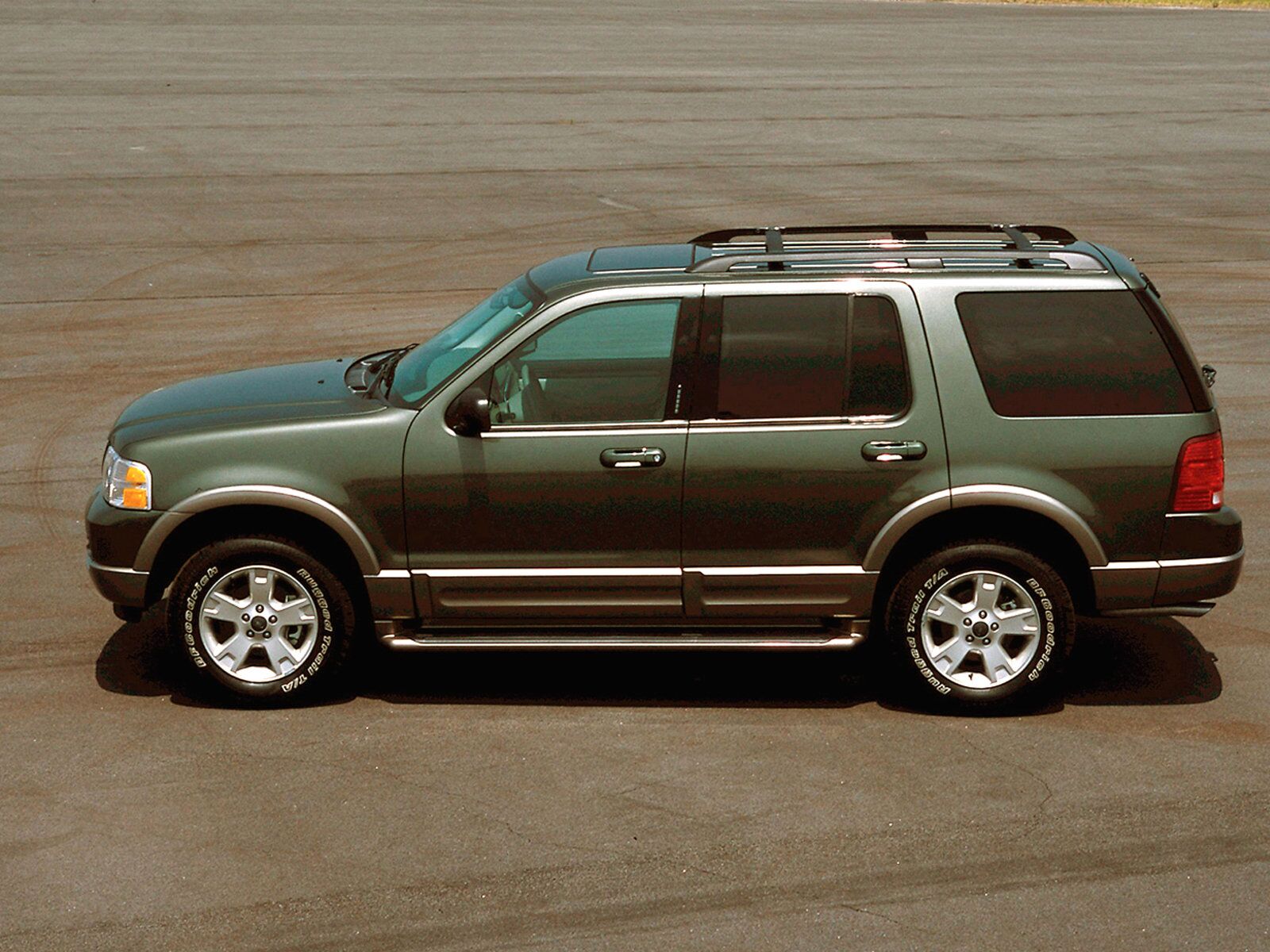 Ford Explorer IV 2006 - 2010 Specs and Technical Data, Fuel Consumption ...