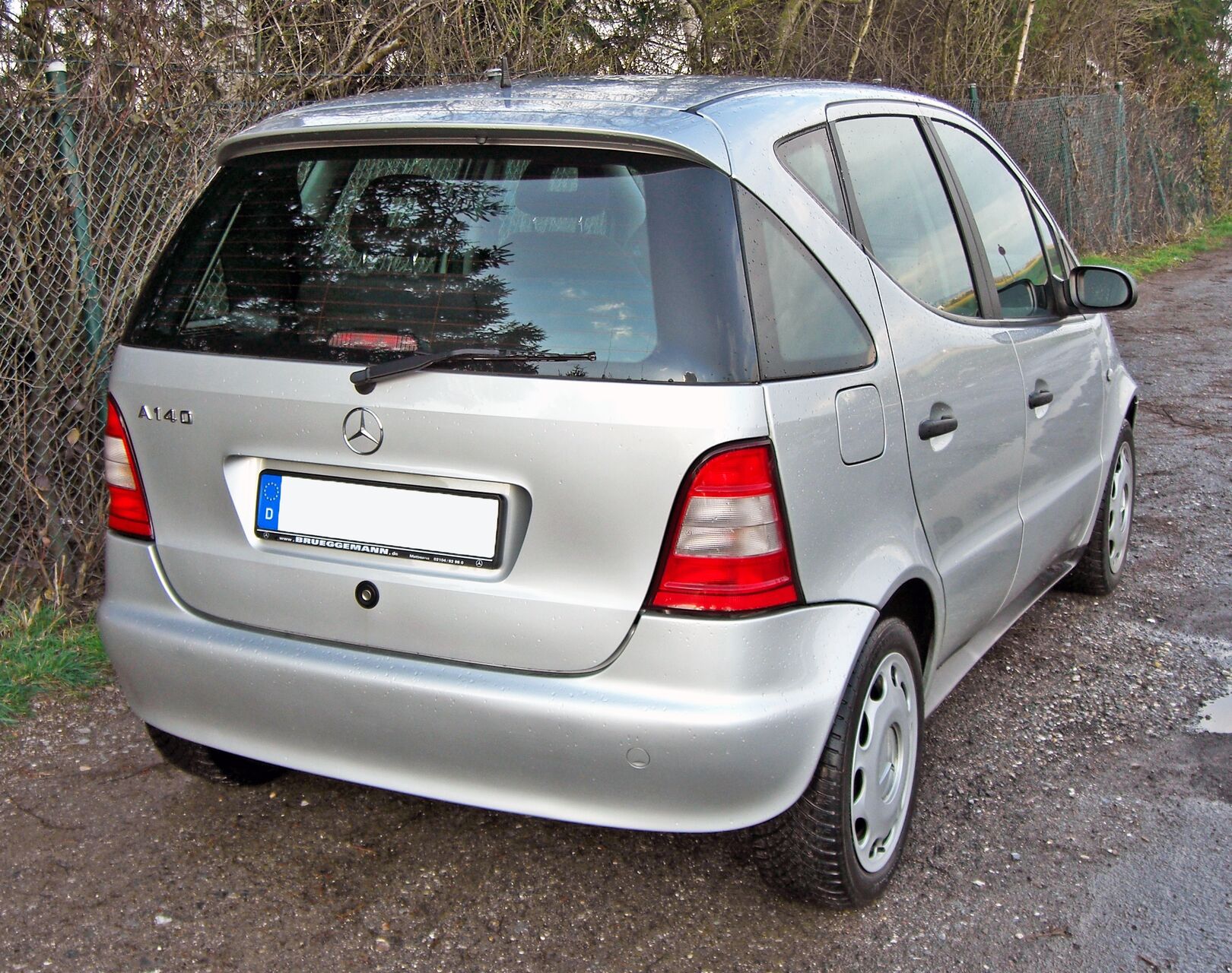 Mercedes Benz A class W168 A 140 82 Hp Automatic 1997 2001 Specs