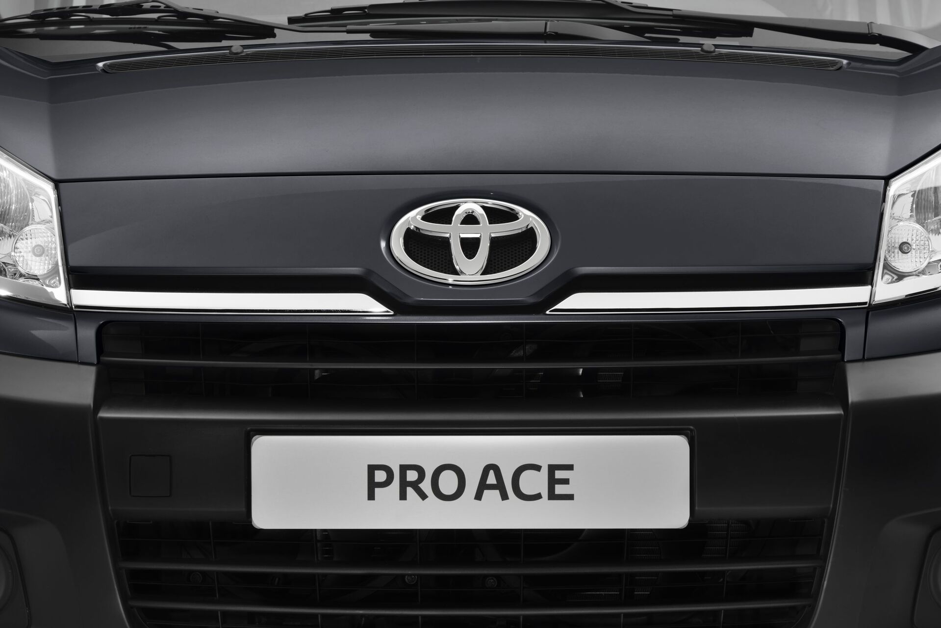 Toyota Proace 2013 - 2016 Specs and Technical Data, Fuel Consumption ...